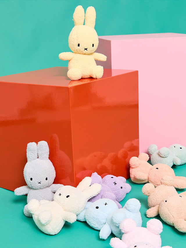 Miffy Terry - 23 cm - 9 | Light Yellow – Bon Ton Toys US